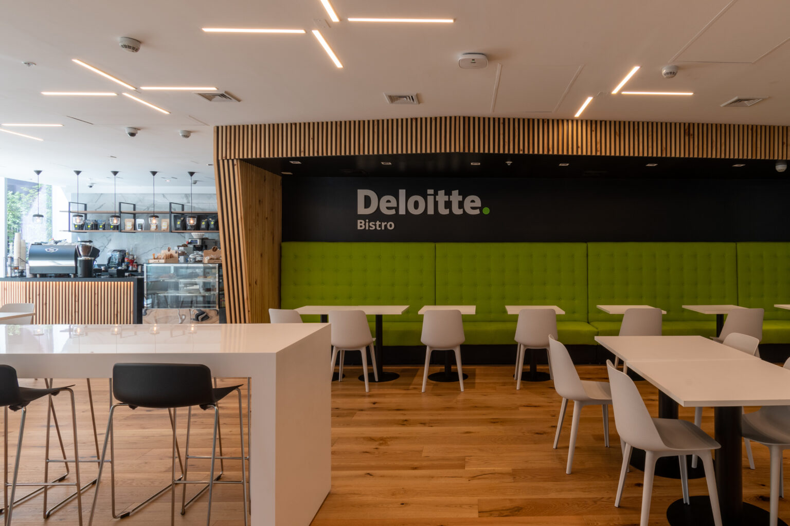 Deloitte Bistro - Hey Diseño